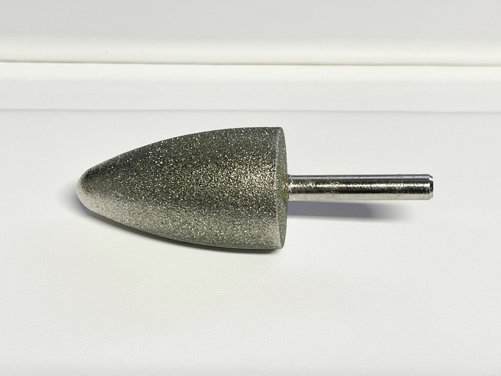 Bullet Burr Medium, 1-1/8″ Diameter, 3-1/4″ Long, 1/4″ Shaft – Jade Carver